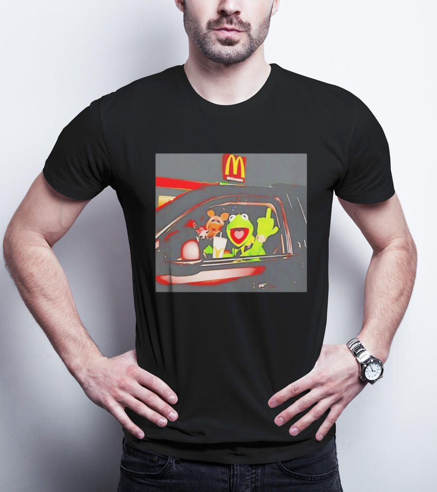Kermit Frog Middle Finger Miss Piggy Car McDonald's Ride T-Shirt