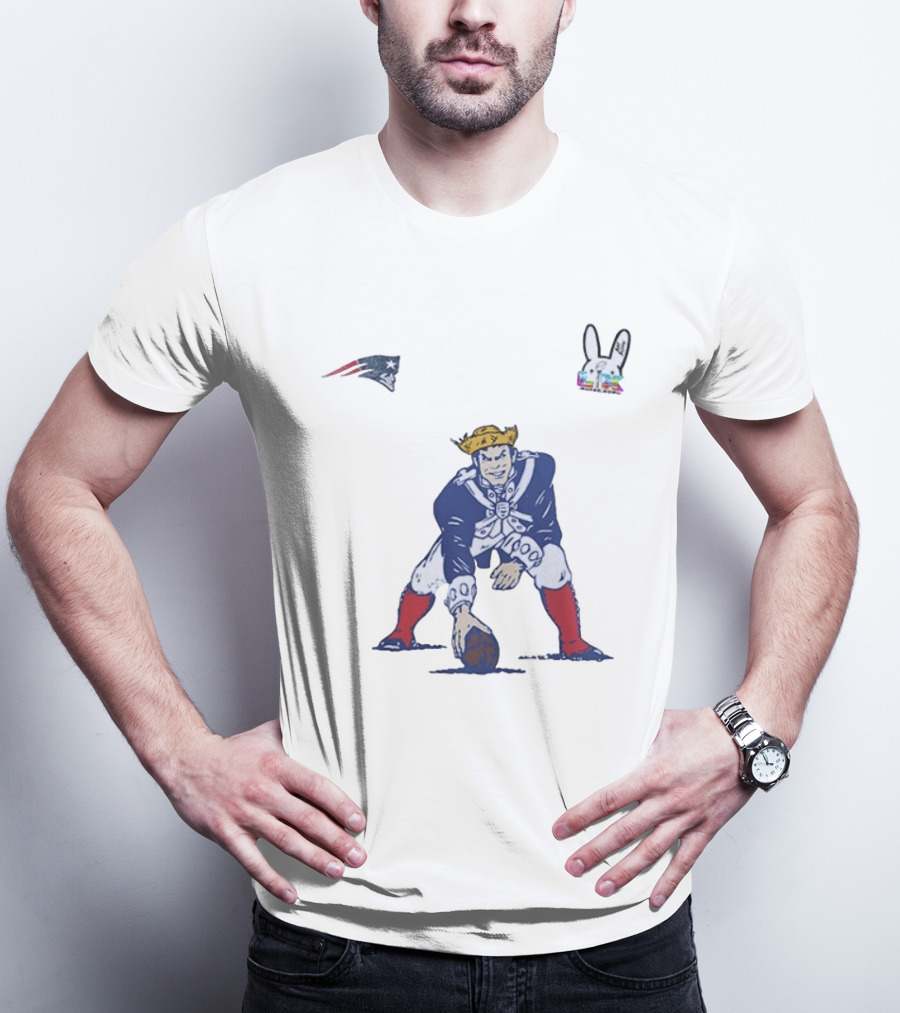 New England Patriots Seguino Aqui Frog Football Player And Bunny Ears T-Shirt