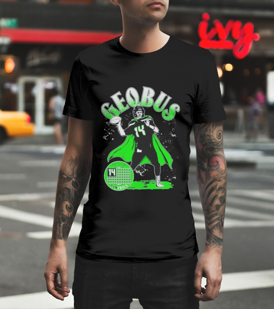 Geqbus Protector 14 Sam Erica Football Hero Green Cape T-Shirt