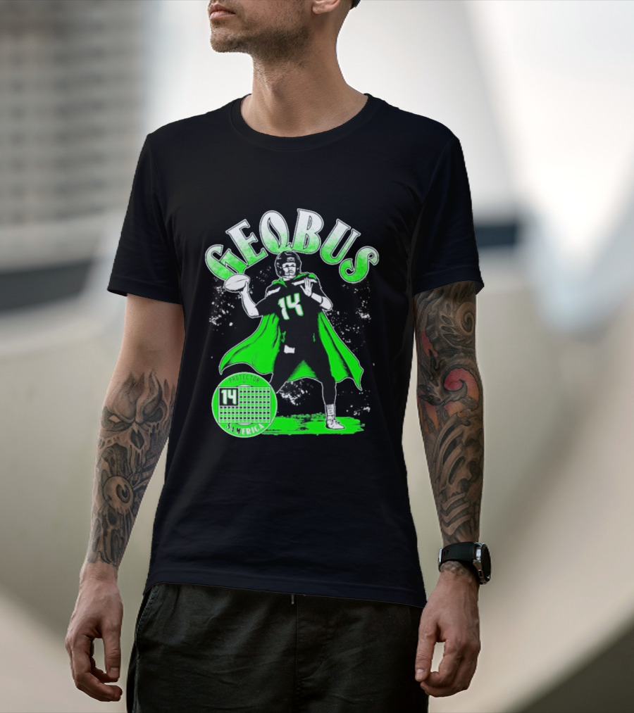 Geqbus Protector 14 Sam Erica Football Hero Green Cape T-Shirt