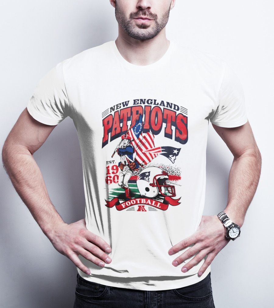 New England Patriots Football Est 1960 Vintage Style Helmet And Flag T-Shirt