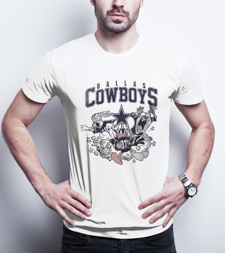 Dallas Cowboys Looney Tunes Bugs Bunny Taz Daffy Duck Star T-Shirt