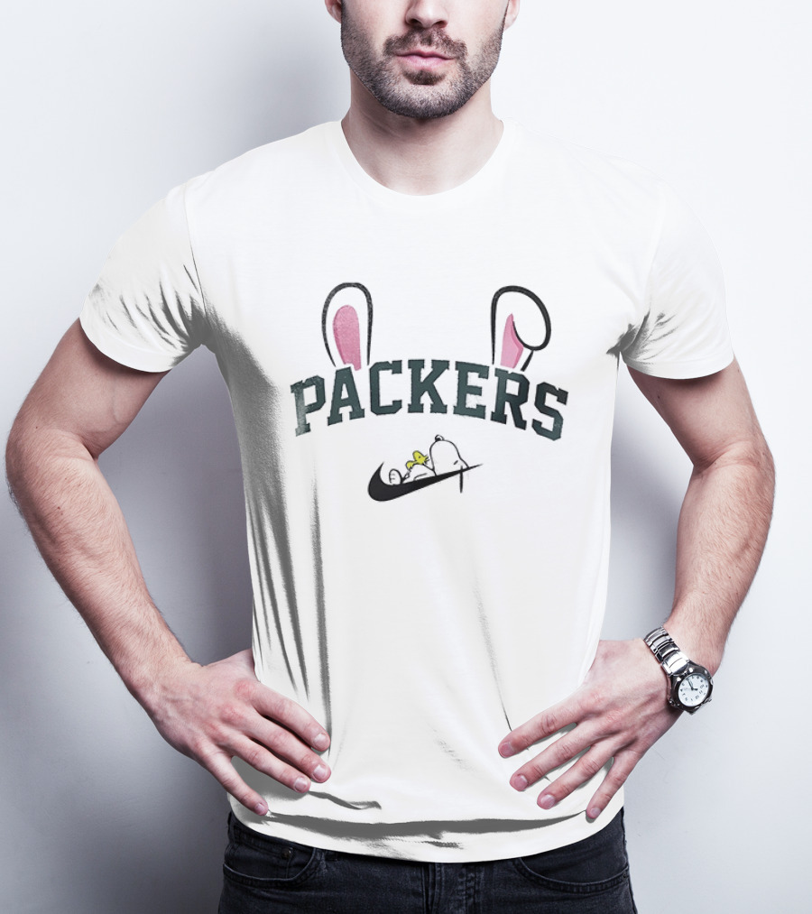 Green Bay Packers Peanuts Snoopy Woodstock Easter Bunny Ears T-Shirt