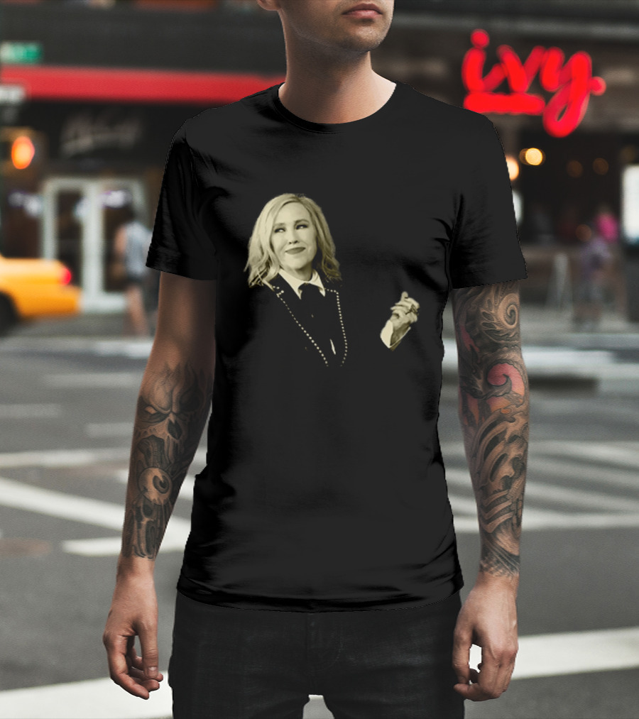 Moira Catherine O'Hara Character Fashion T-Shirt