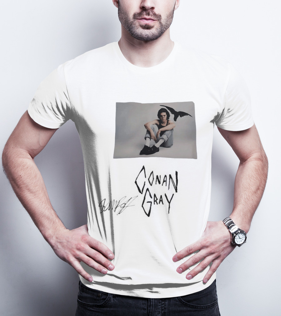 Conan Gray Sitting Pose With Bird T-Shirt