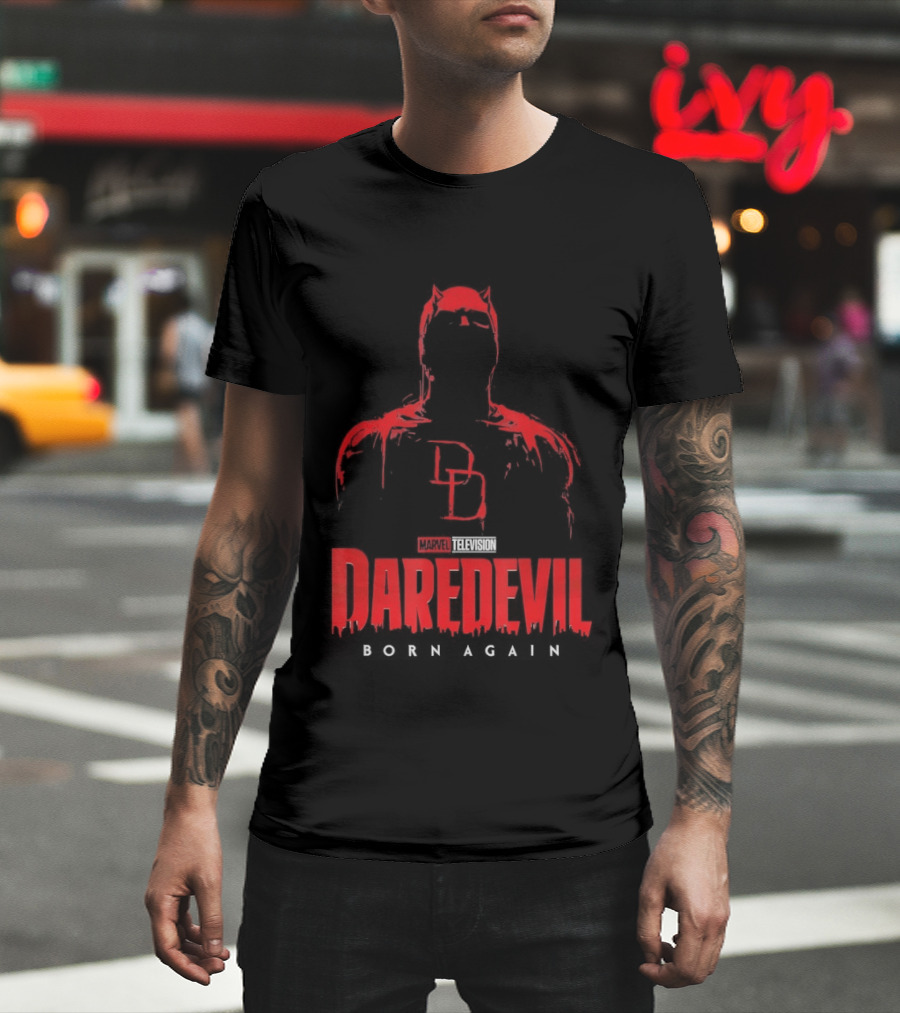 Marvel Daredevil Born Again DD Silhouette Red T-Shirt