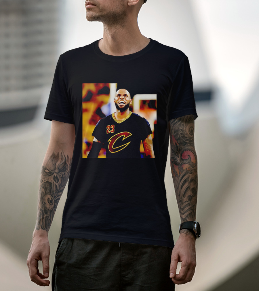 LeBron James Cleveland Cavaliers 23 Iconic Basketball Image T-Shirt