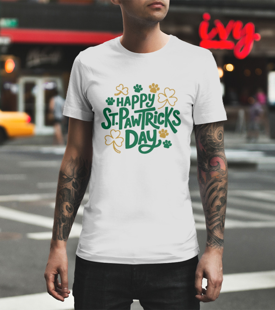 Happy St Pawtrick's Day Shamrock Dog Celebration T-Shirt