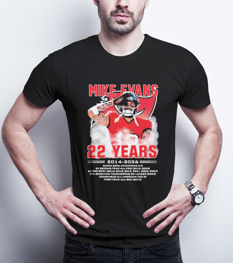 Mike Evans 22 Years 2014 2026 Red Jersey Salute Football Player T-Shirt