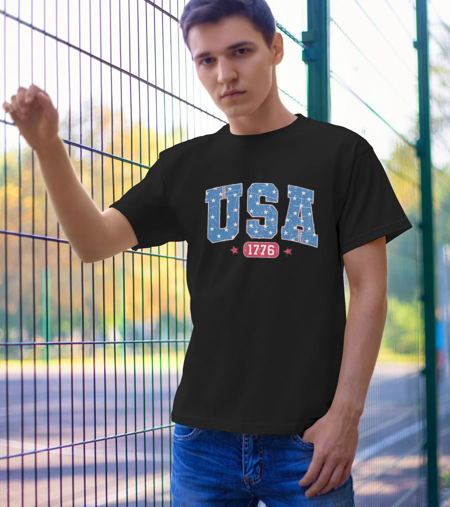 USA 1776 Star Pattern Vintage Style Patriotic Celebration T-Shirt