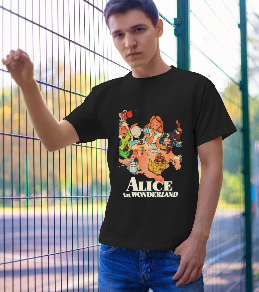 Alice In Wonderland Mad Hatter Tea Party Cartoon Smoking Scene T-Shirt