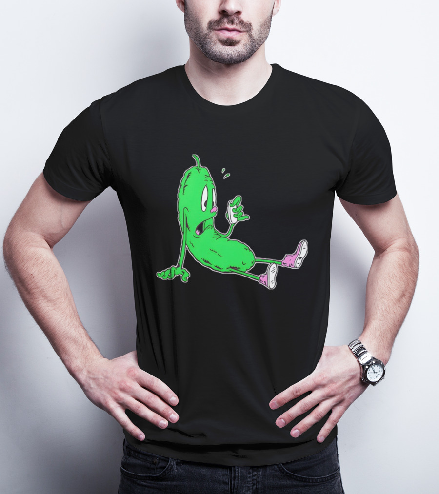 Stunsig Green Pickle Cartoon Phone Expression T-Shirt