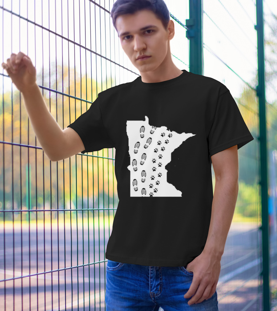 Minnesota Map Footprints And Paw Prints Outdoor Adventure T-Shirt