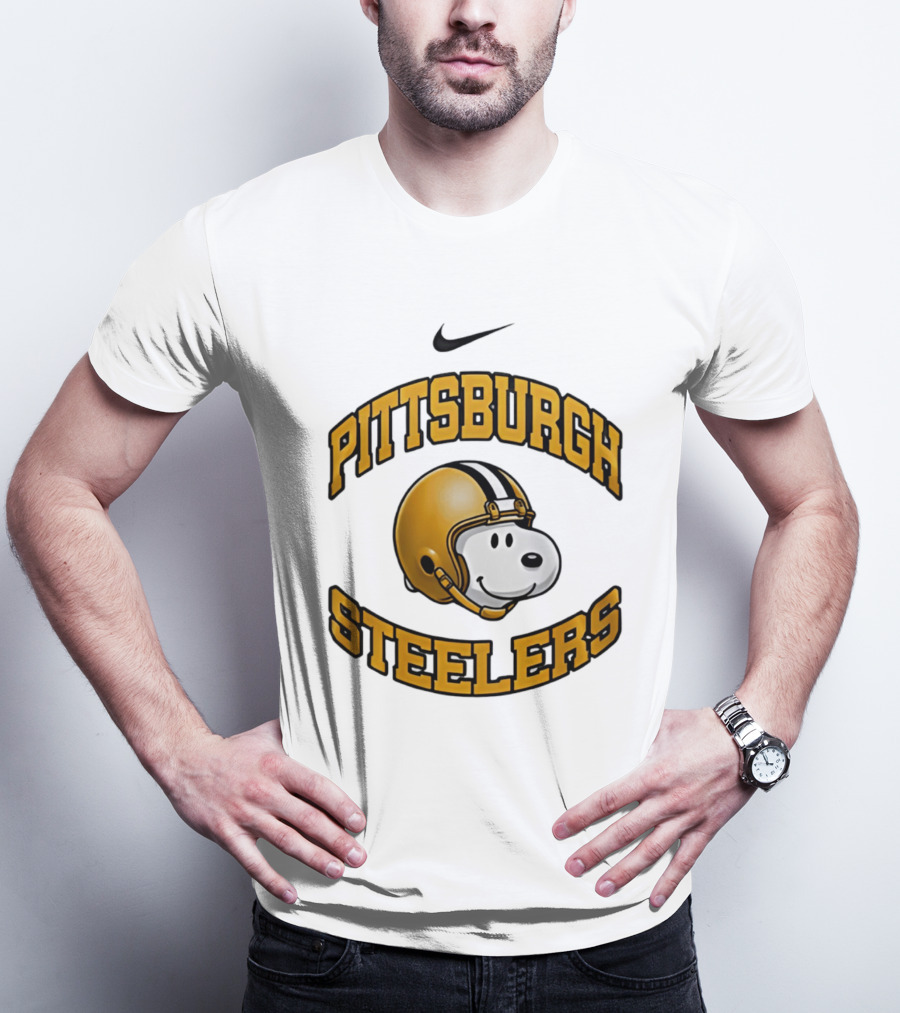 Nike Pittsburgh Steelers Snoopy Helmet 2026 T-Shirt