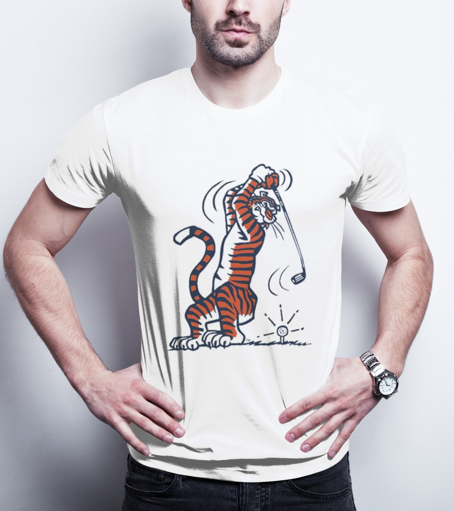 Auburn Tiger Swinging Golf Club Men's T-Shirt