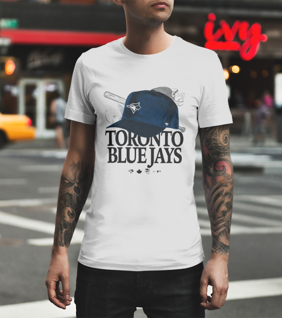 Toronto Blue Jays Baseball Cap And Bat Motif '47 T-Shirt
