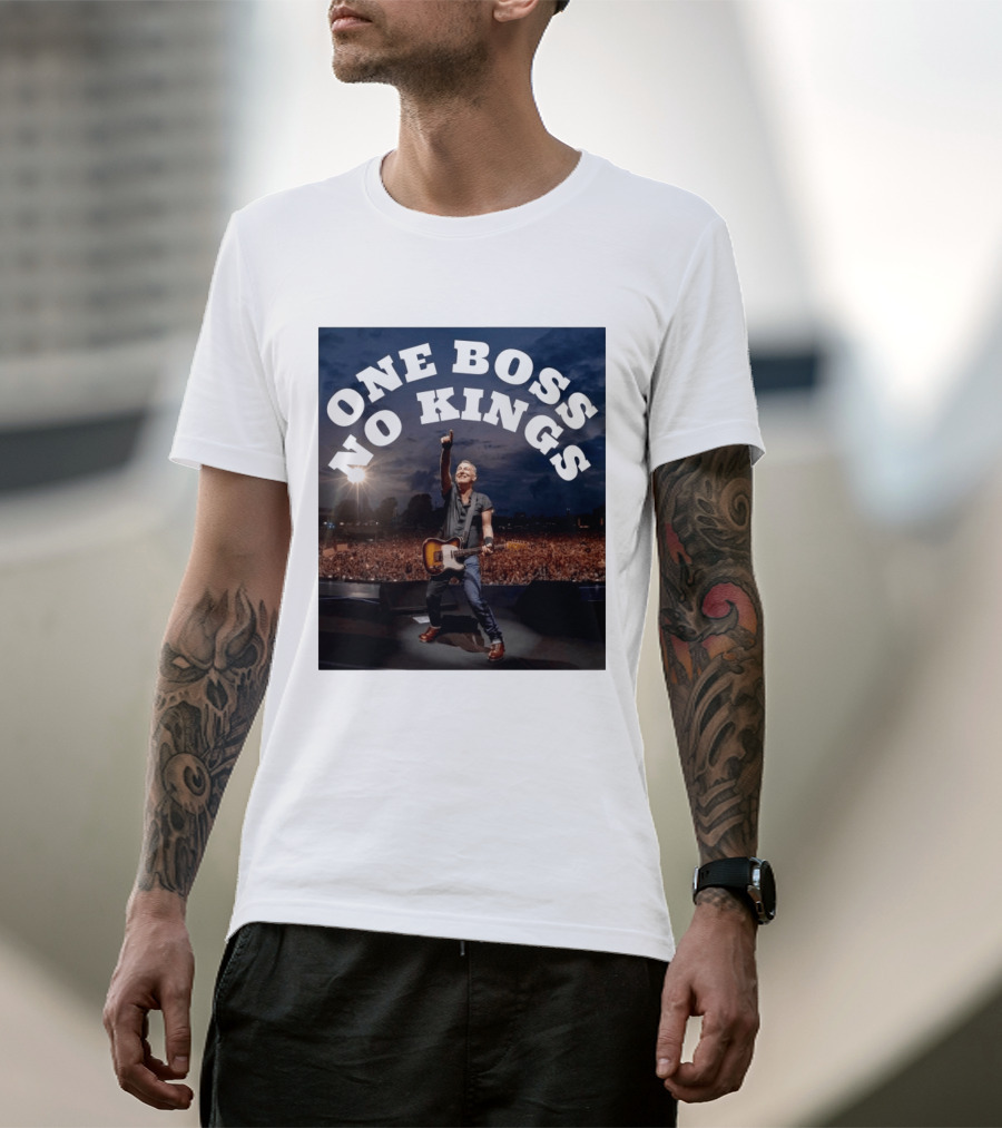 One Boss No Kings Bruce Springsteen Live Concert Crowd Performance T-Shirt