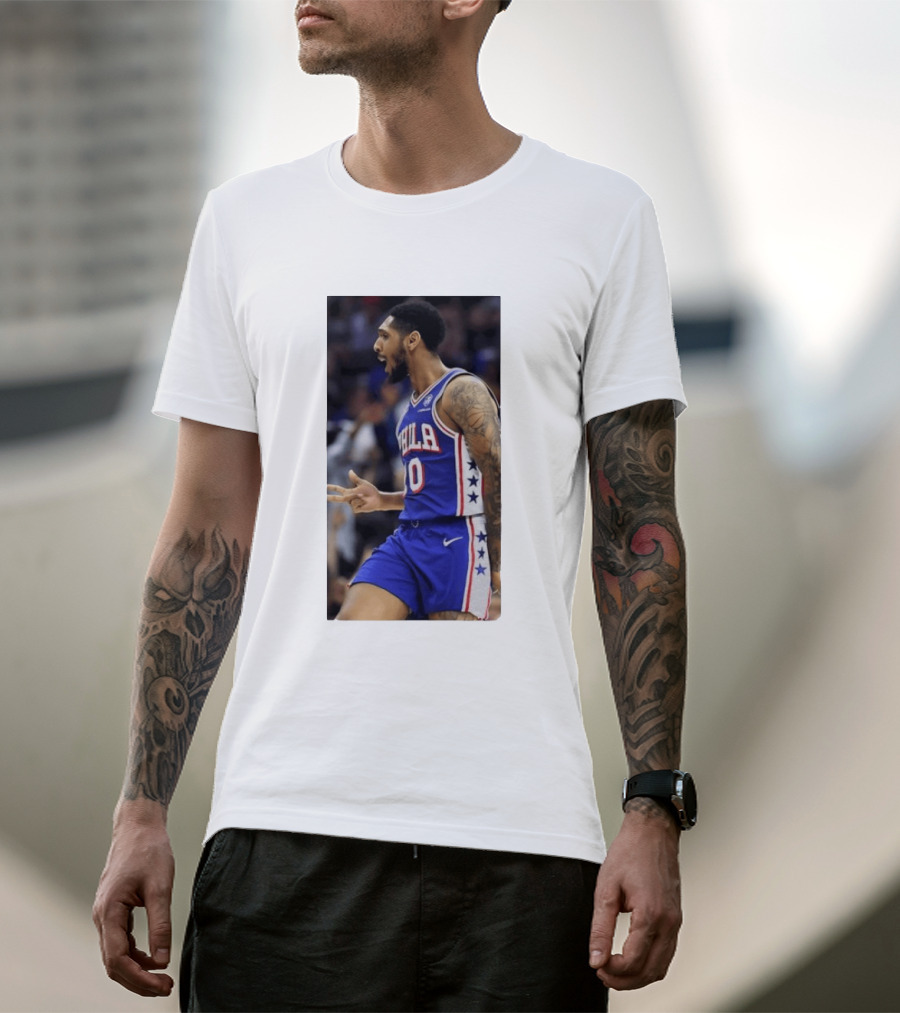 Philadelphia 76ers Robert Covington Number 33 NBA Basketball Sports Jersey Fan Merchandise T-Shirt