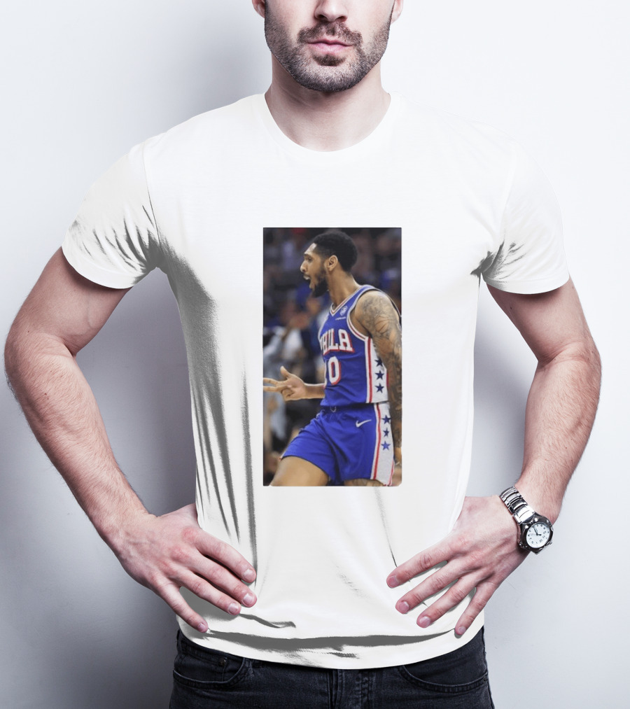 Philadelphia 76ers Robert Covington Number 33 NBA Basketball Sports Jersey Fan Merchandise T-Shirt