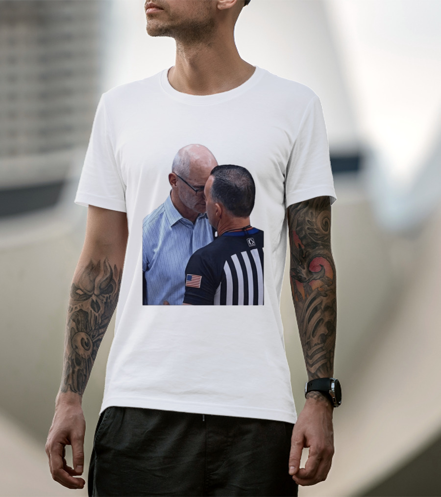 Dan Hurley Uconn Huskies Headbutt Confrontation With Referee Basketball Moment T-Shirt