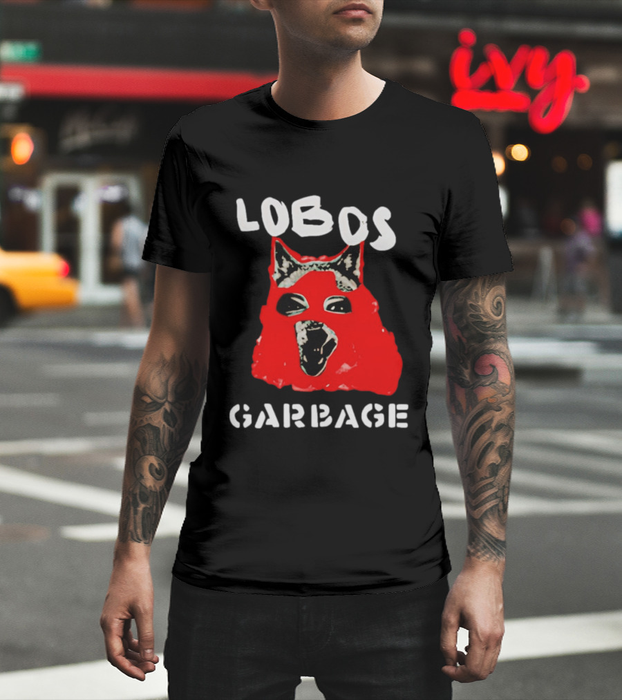 Lobos Dog Red Face Garbage T-Shirt