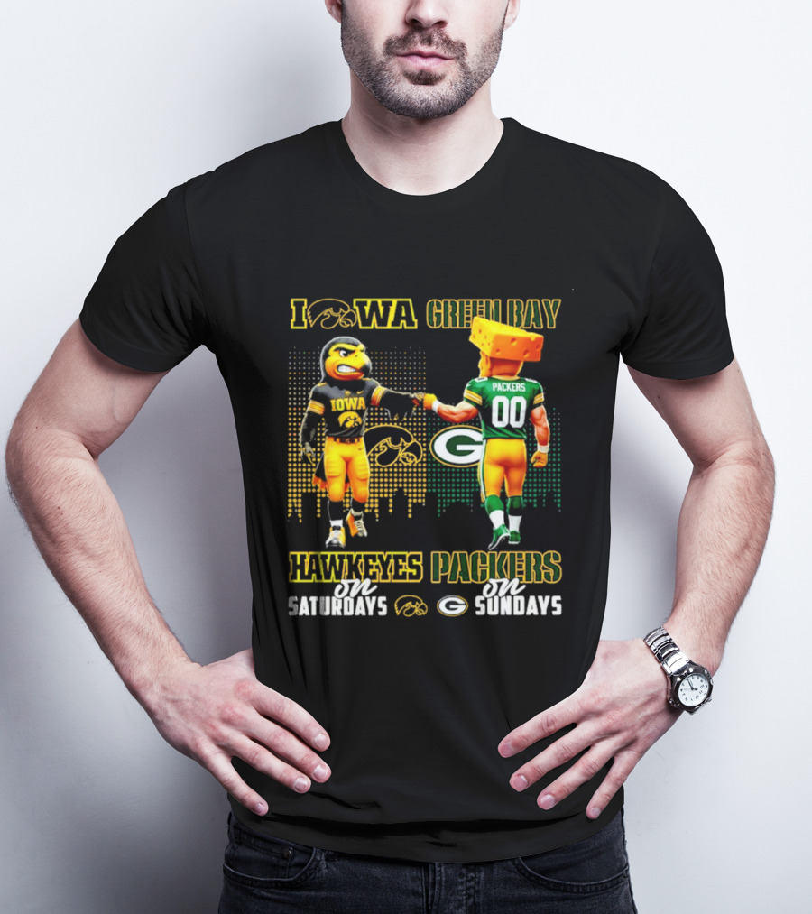 Iowa Hawkeyes On Saturdays Green Bay Packers On Sundays City Skyline T-Shirt