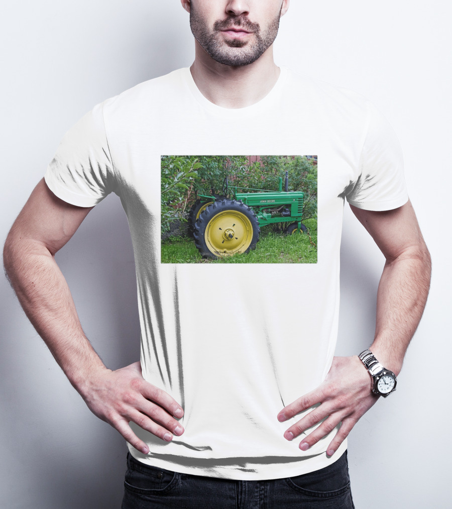 John Deere Model B Tractor Vintage Farming Machinery T-Shirt
