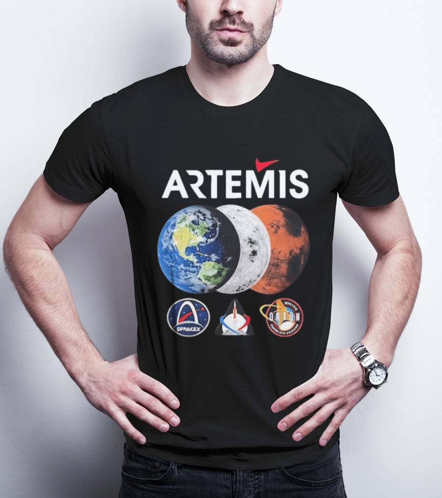 Artemis SpaceX Orion Mission Moon Earth Mars T-Shirt