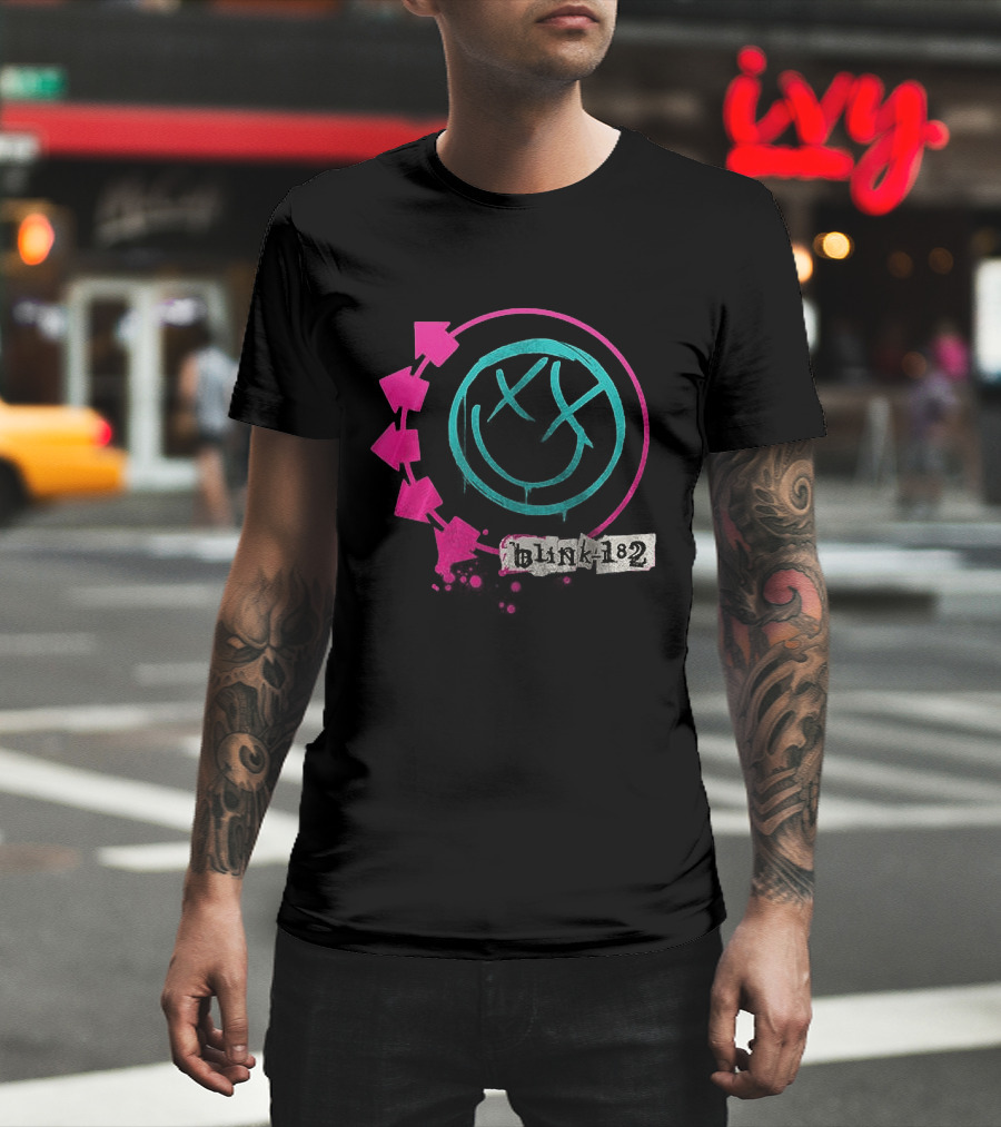 Blink 182 34th Anniversary Thank You For The Memories Band Signatures Iconic Smiley Logo Arrows T-Shirt