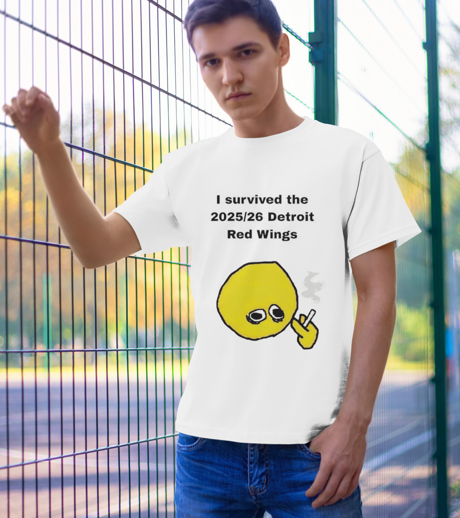 Smoking I Survived The 2025 26 Detroit Red Wings Yellow Face Smoking T-Shirt
