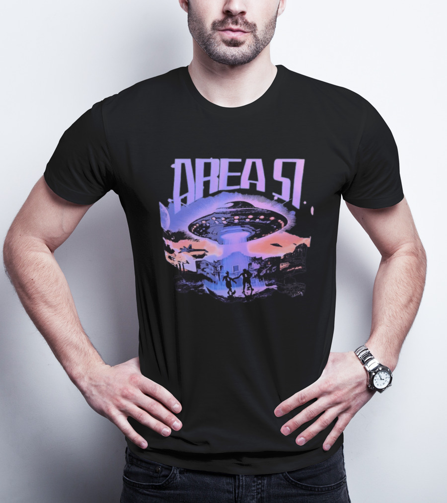 Area 51 UFO Extraterrestrial Invasion Scene T-Shirt