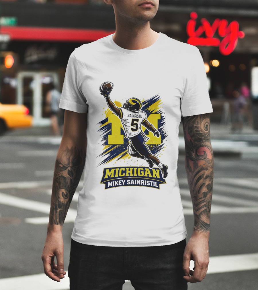 Michigan Mikey Sainristil Catching Football Wolverines Player T-Shirt