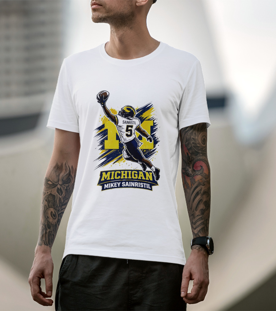 Michigan Mikey Sainristil Catching Football Wolverines Player T-Shirt
