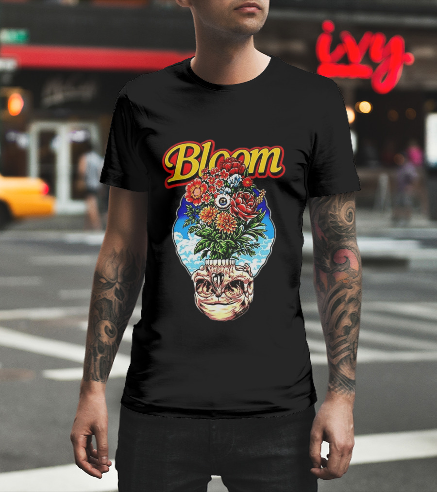 Bloom Skulls And Flowers Summer Classic Vibrant Floral Eyeball T-Shirt