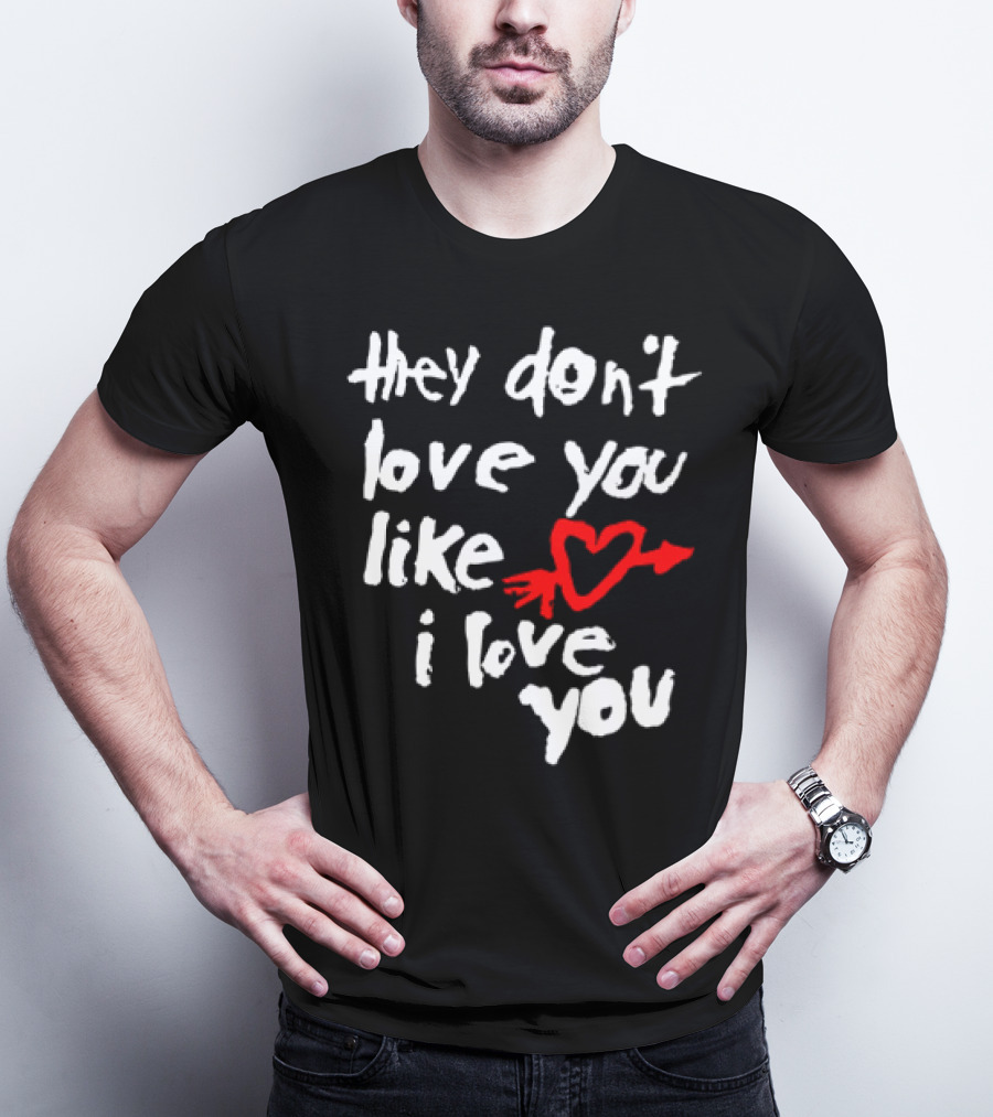 Yeah Yeah Yeahs They Don't Love You Like I Love You Red Heart Arrow T-Shirt