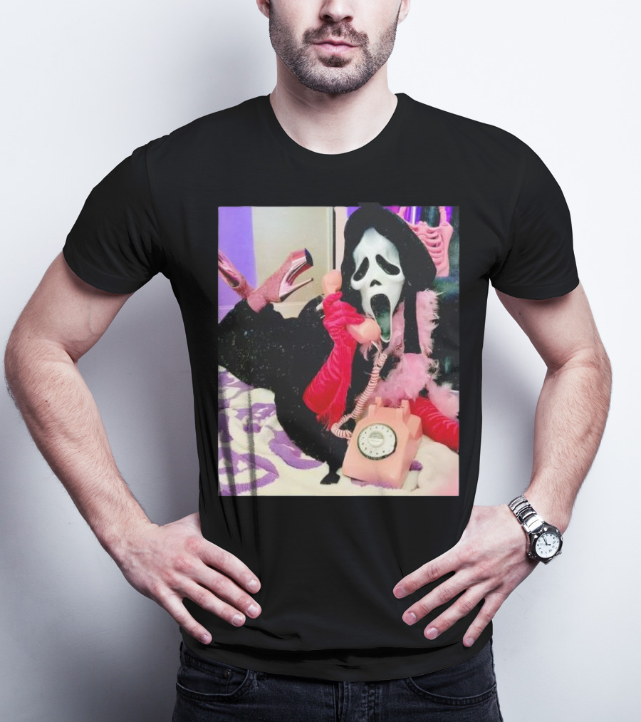 Scream Ghostface Halloween Pink Vintage Telephone Retro Style T-Shirt