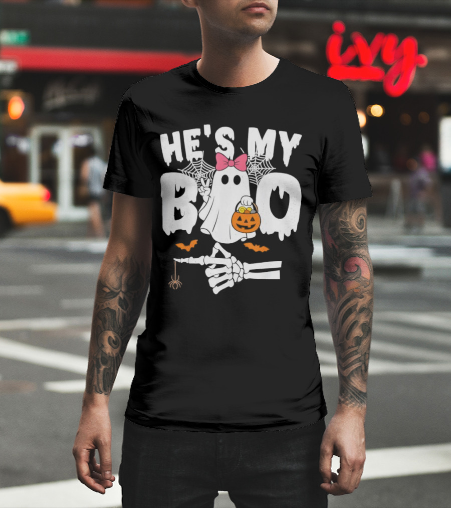 He’s My Boo Pink Bow Ghost With Pumpkin Candy Basket And Skeleton Hand Halloween T-Shirt