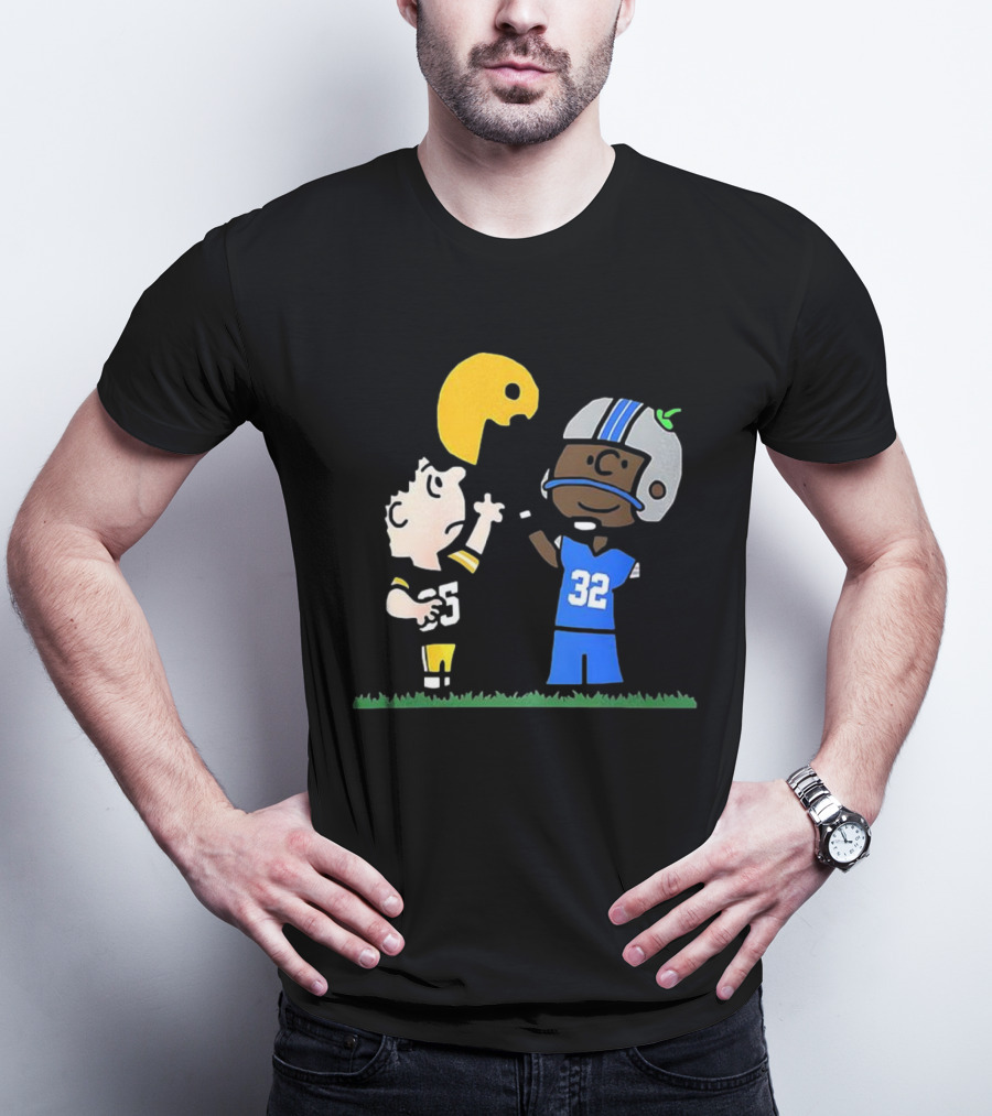 Green Bay Packers Vs Detroit Lions Peanuts Cartoon Lucy Charlie Brown Football T-Shirt