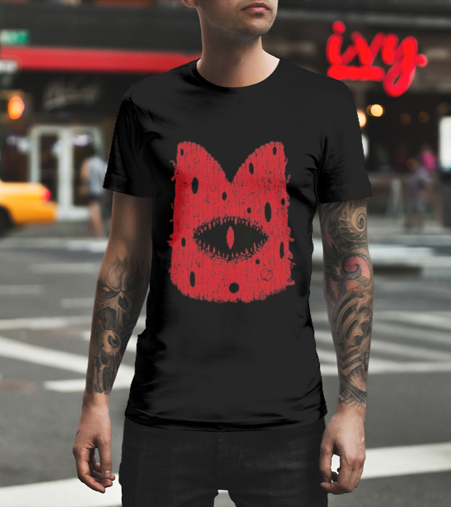 Cult Of The Lamb Rot Crown Red Eyed T-Shirt