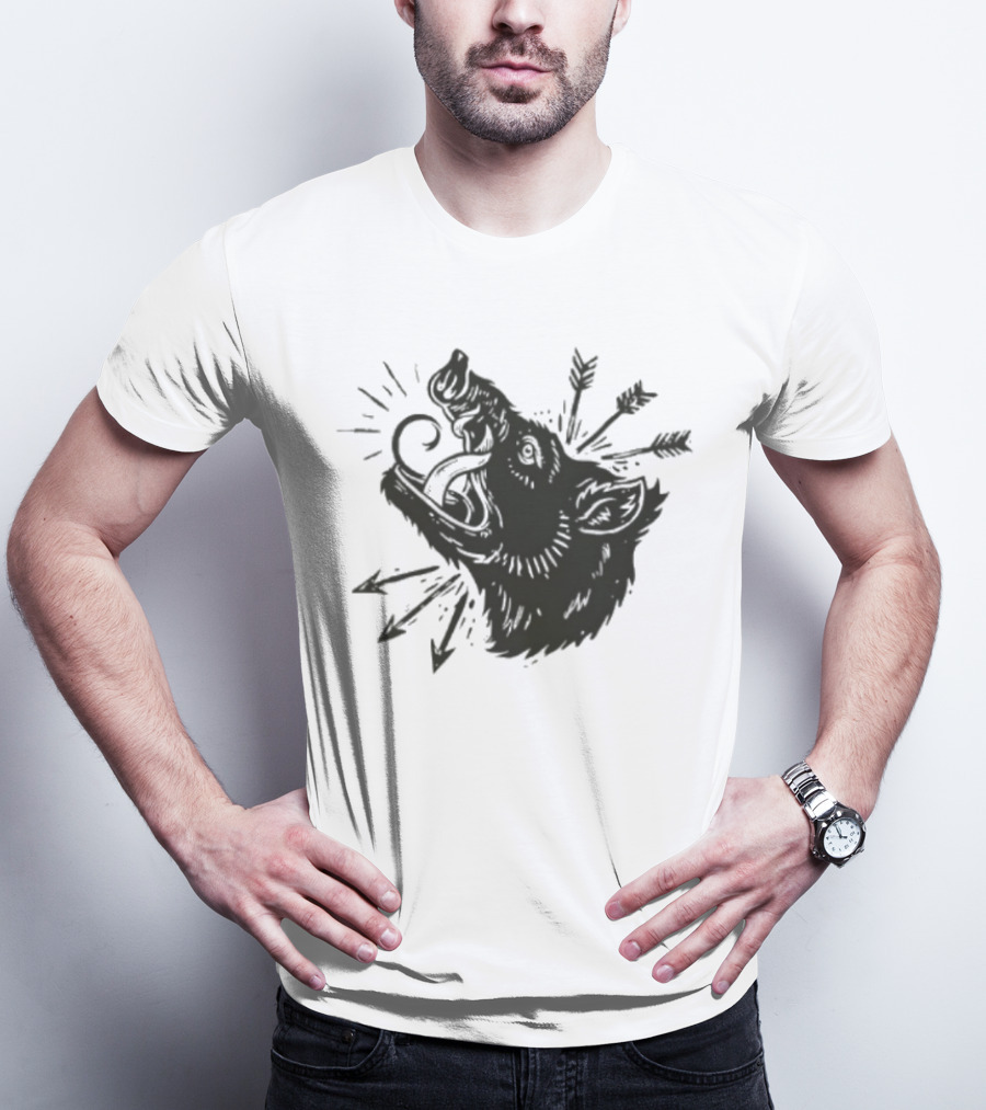 New Wolf Defiant To The End Arrows Illustrating Resilient Howling Wolf T-Shirt