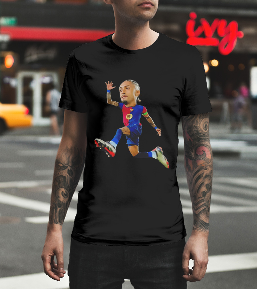 Raphinha Barcelona La Liga Brasil Caricature Player Action Pose T-Shirt