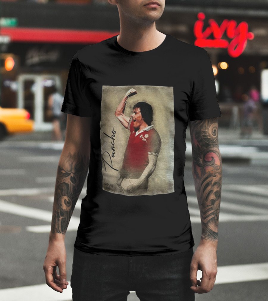 Steve Coppell Manchester United Pancho Celebration Football Memorabilia T-Shirt