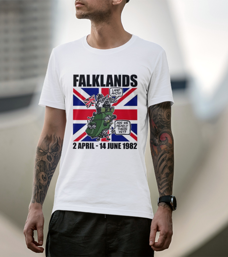 Falklands Tank British Flag 2 April 14 June 1982 T-Shirt