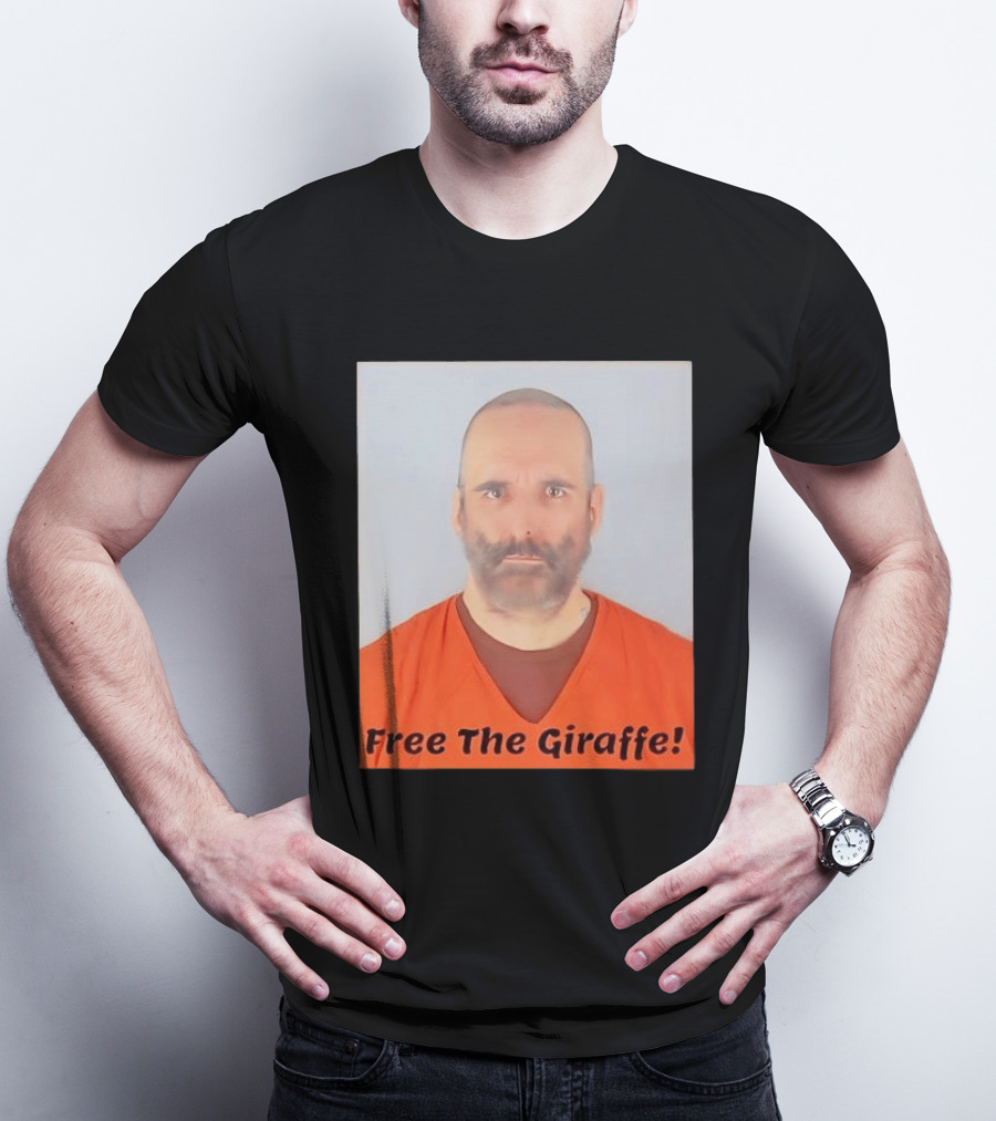 Free The Giraffe Shot Funny Jail Photo T-Shirt