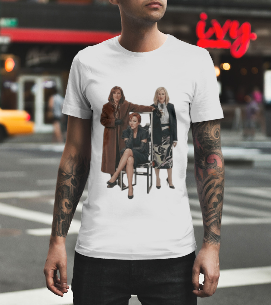 Catherine O'Hara Moira Schitt's Creek Iconic Fashion Ensemble T-Shirt