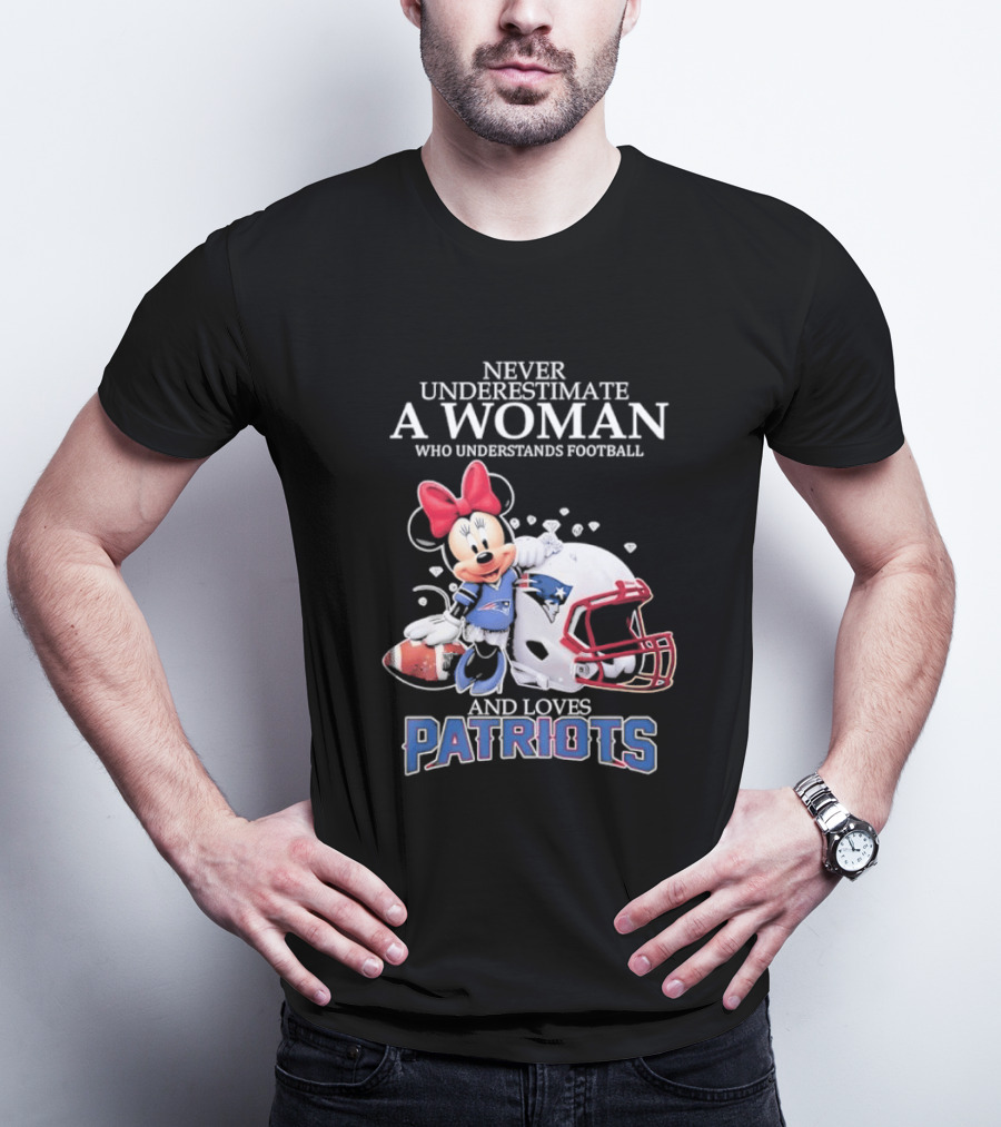 Minnie Mouse Never Underestimate A Woman Who Understands Football And Loves Patriots T-Shirt