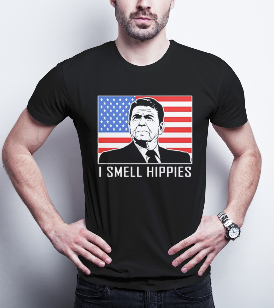 I Smell Hippies Ronald Reagan American Flag Stars And Stripes T-Shirt