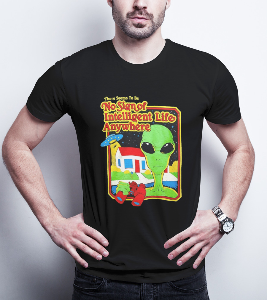 There Seems To Be No Sign Of Intelligent Life Anywhere Alien Green Martian Binoculars Retro Comic T-Shirt