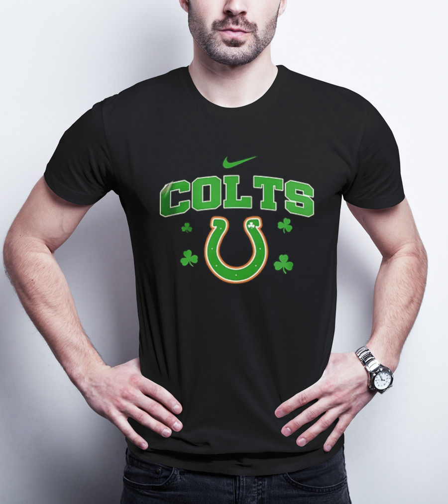 Indianapolis Colts Irish Woman Shamrock Horseshoe Luck Charm T-Shirt
