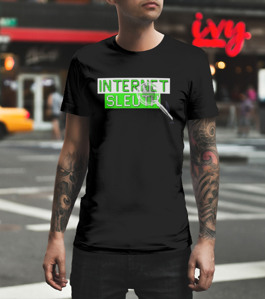 Internet Sleuth Magnifying Glass Green T-Shirt